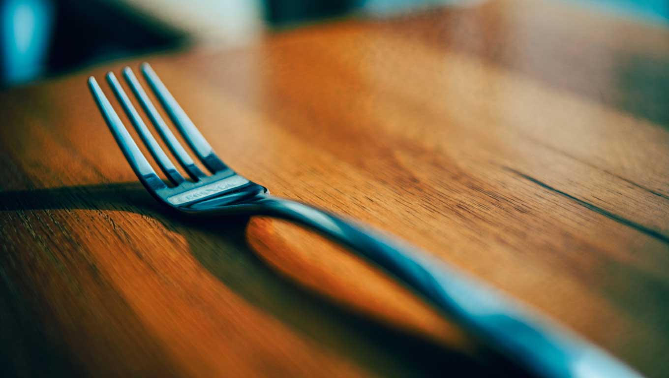 Most people don’t know the hidden reason your kitchen fork still ...