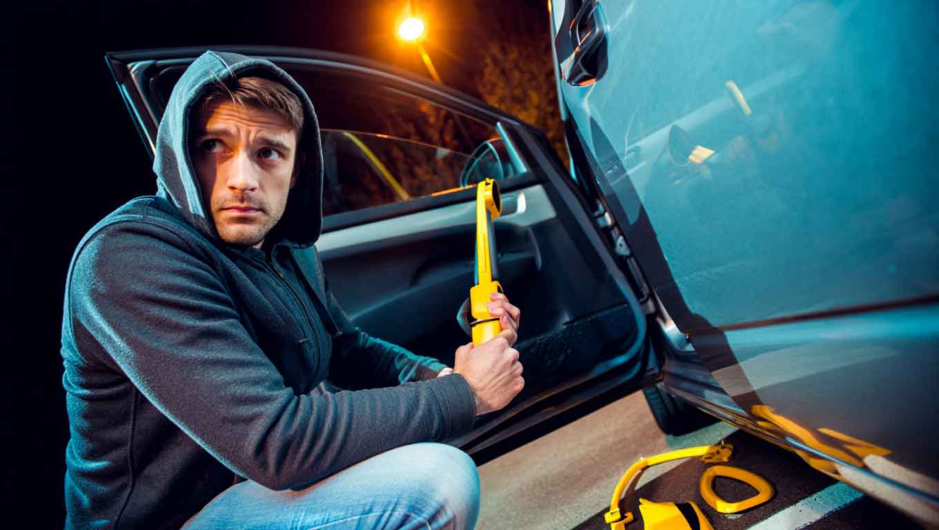 How a revived Kia theft trend targets your car: Police say this ...