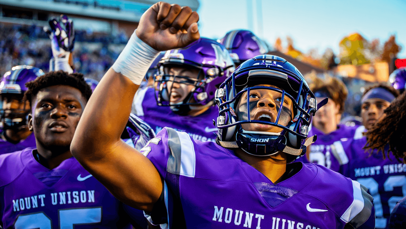 D3 football playoffs heat up with Mount Union crushing Muhlenberg 42-0 ...