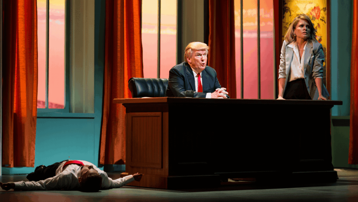 SNL cold open spoofs Trump ignoring Oval Office collapse amid election ...