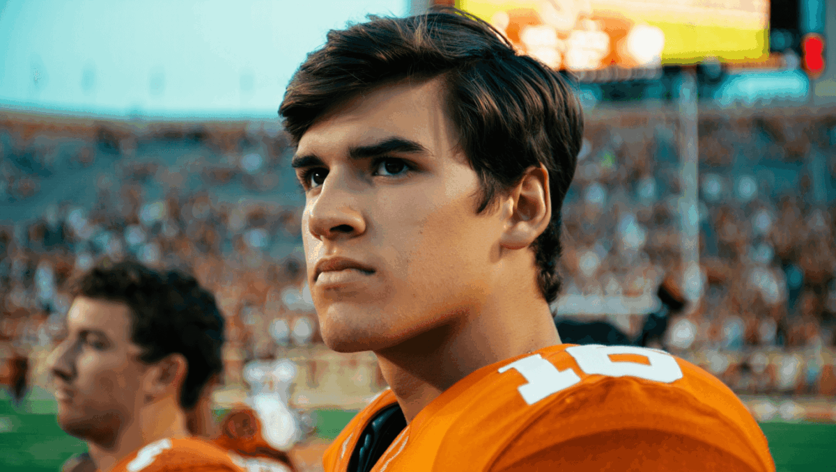 Where to watch Arkansas Razorbacks football vs Texas Longhorns football ...