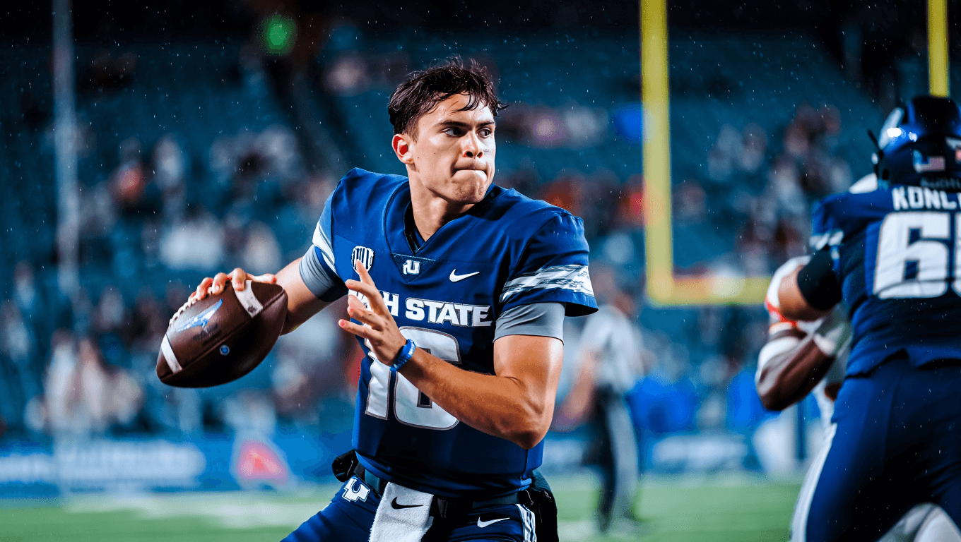 Utah State leads Boise State 24-19 with 10 minutes left and bowl ...