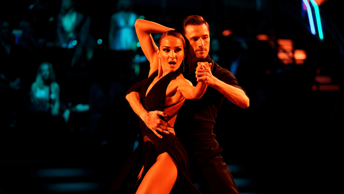 DWTS shocks fans as Danielle Fishel eliminated despite strong ...