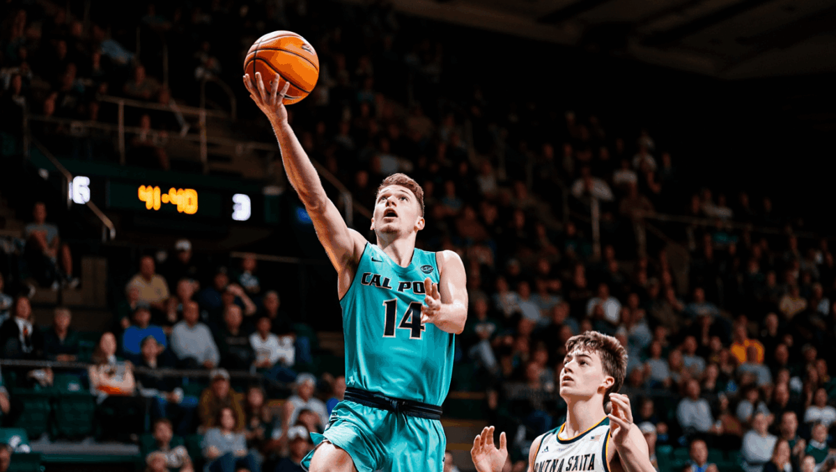 Cal Poly trades buckets with Montana State in tight first half, 41-40 ...