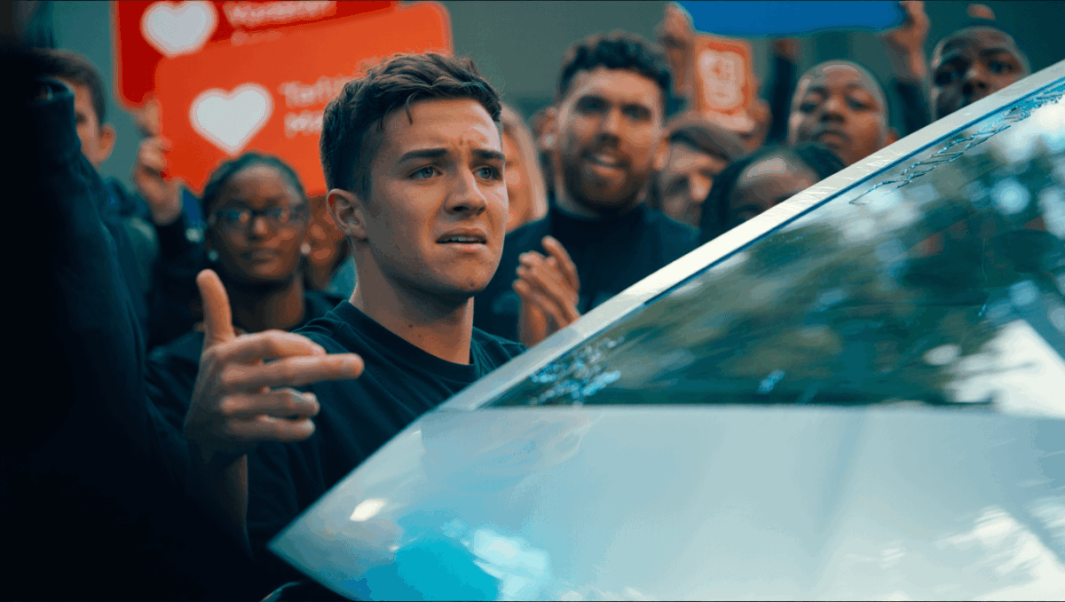 Clavicular runs over stream sniper with Cybertruck during livestream ...