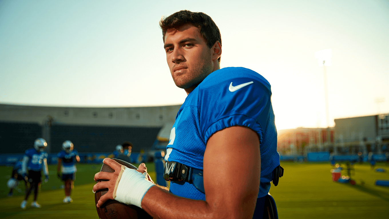 Is Justin Herbert playing this week against Eagles? Harbaugh just made ...