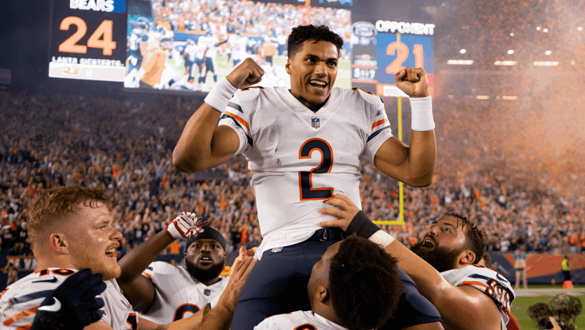 Bears clinch playoffs for first time since 2020, and it's eerily ...