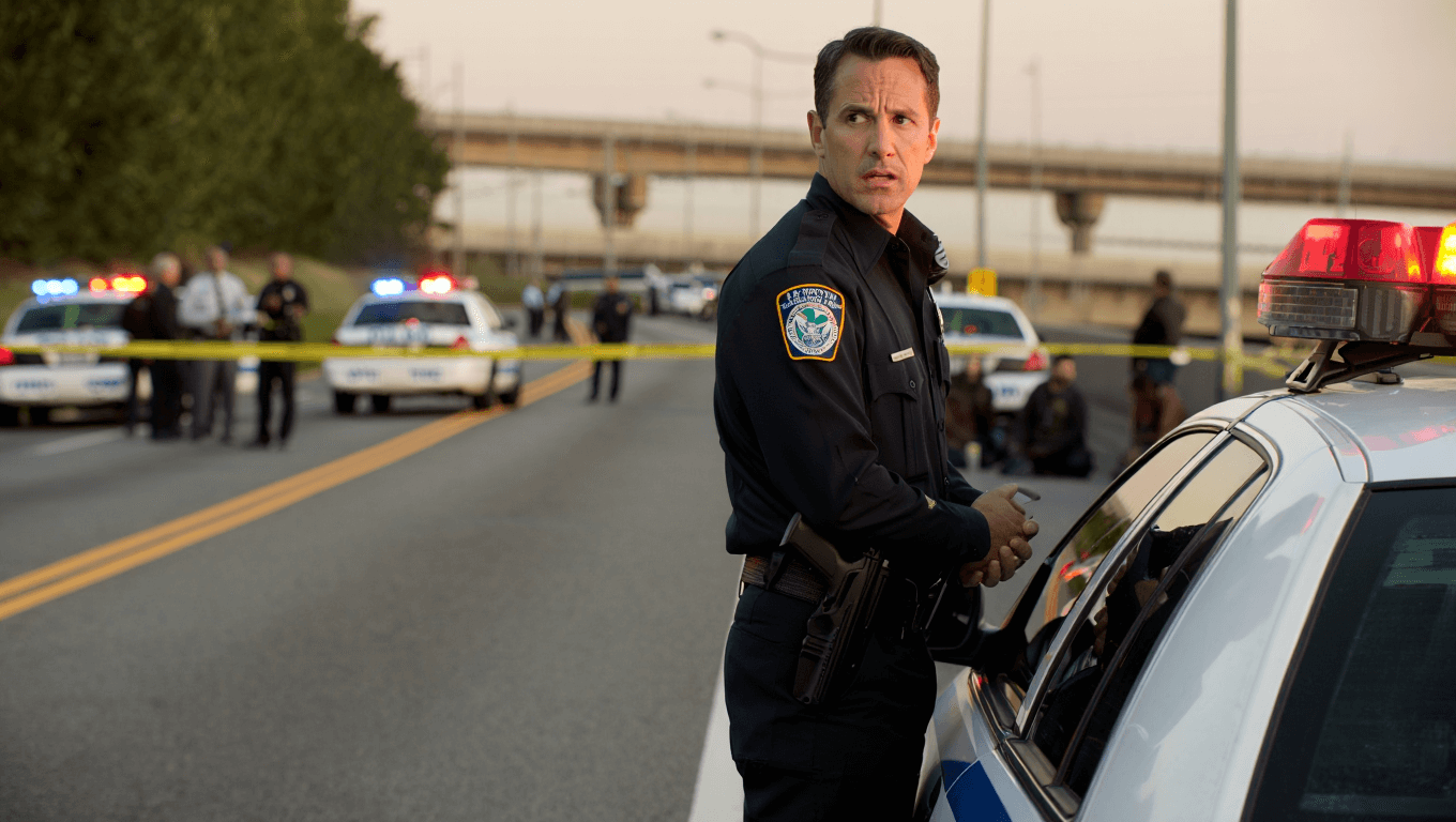 JFK airport shooting on Van Wyck Expressway: Off-duty customs officer ...