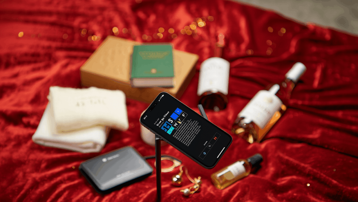 Pass it Along Strands puzzle drops today with regifting theme—here's ...