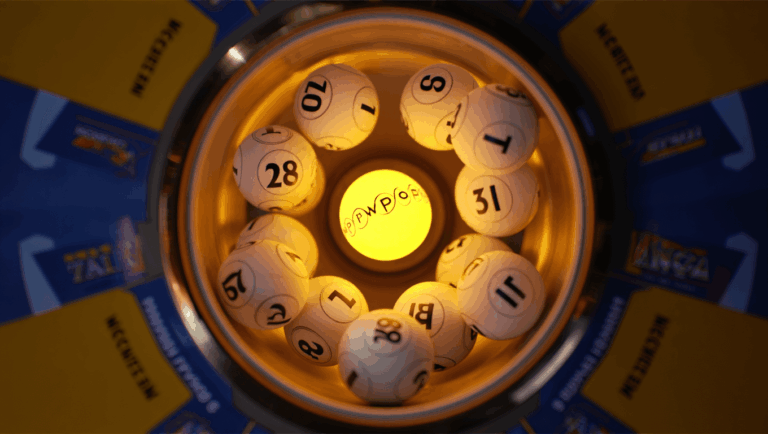 Powerball draws $1 billion jackpot Saturday night, the winning numbers ...