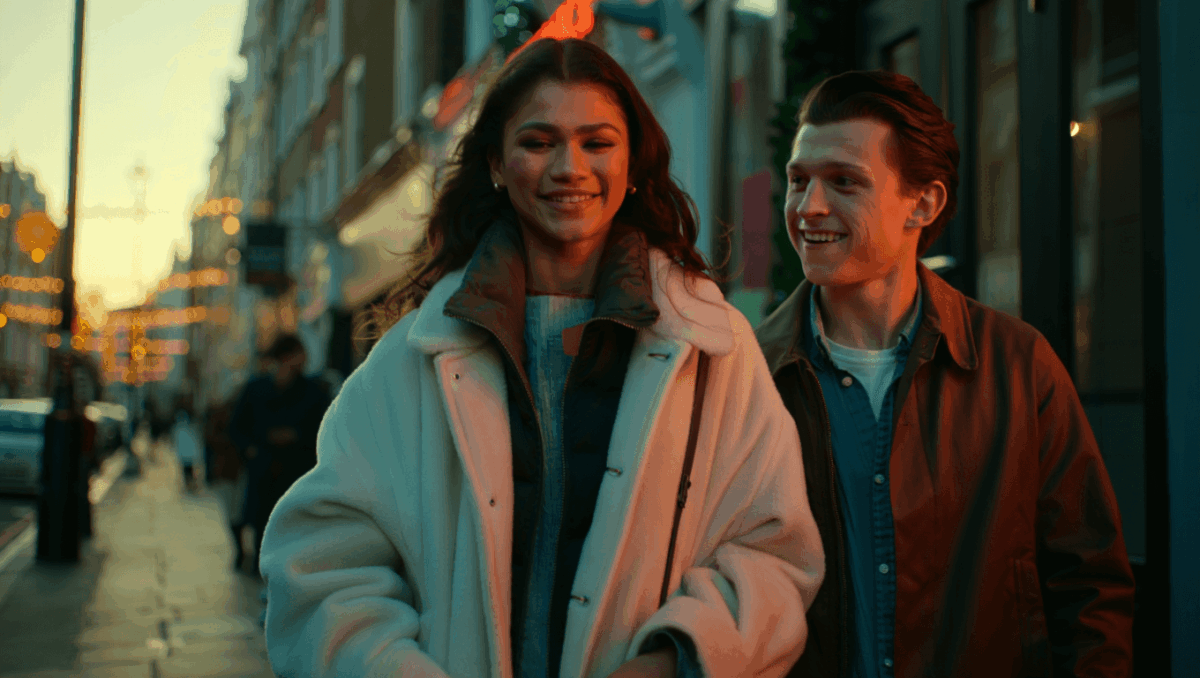 Zendaya shuts down pregnancy rumors after viral London outing with Tom ...