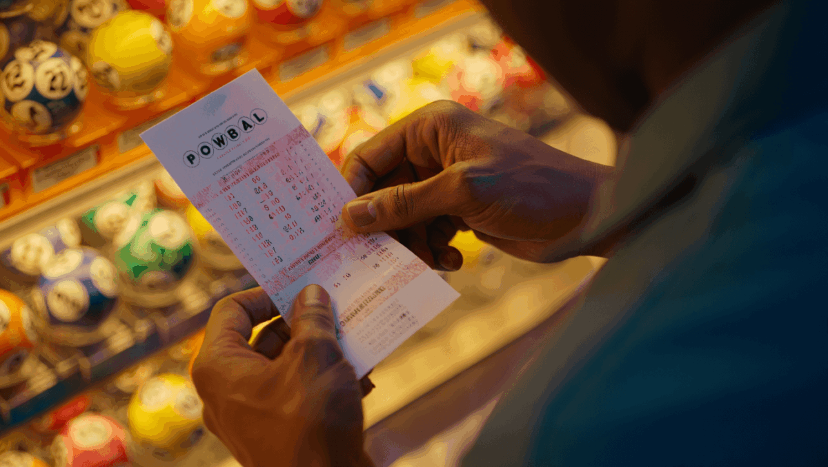 NH lottery players dream big as Powerball jackpot hits $1.7 billion ...