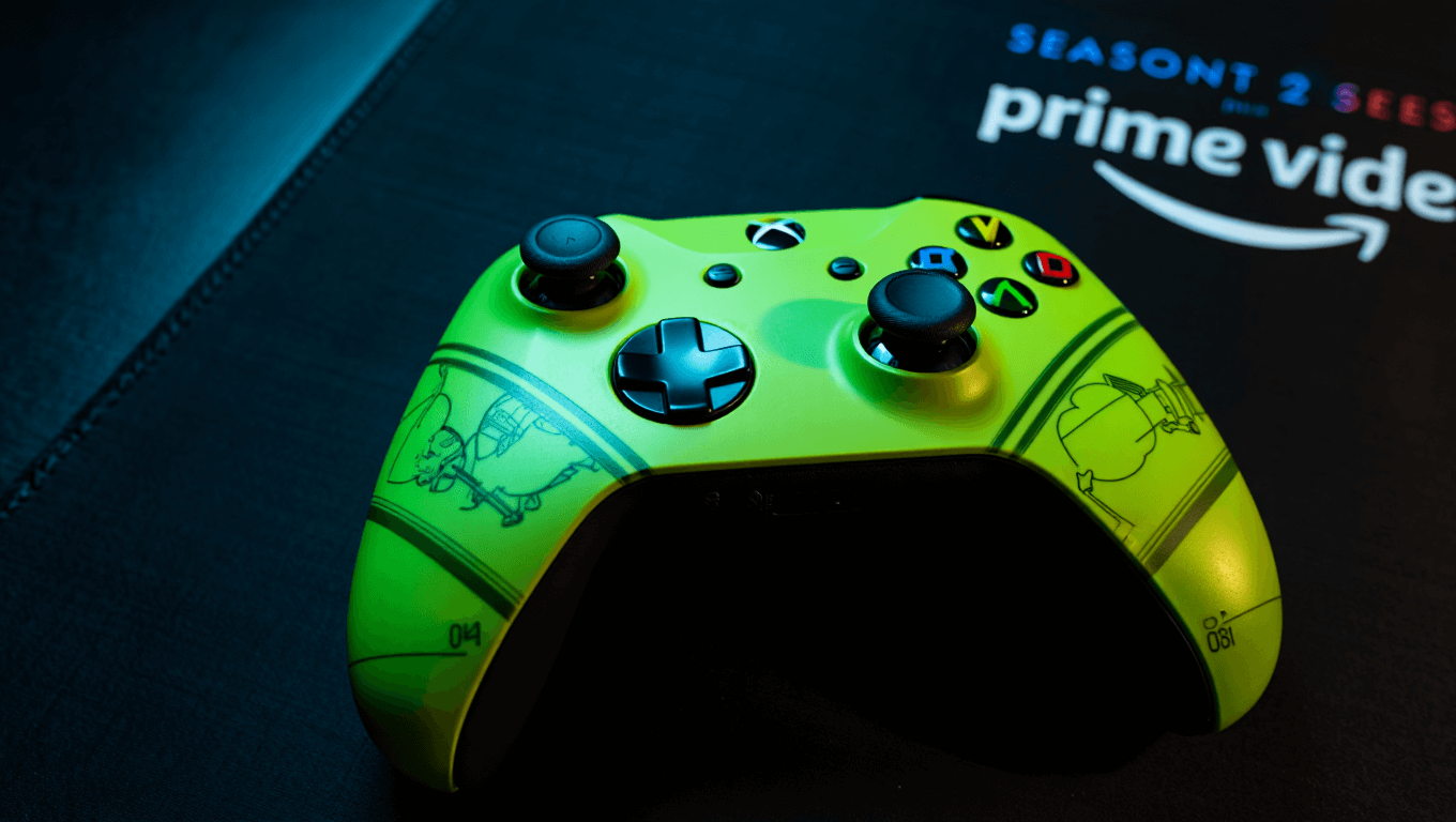 Fallout drops new Pip-Boy Xbox controllers today and Season 2 premieres ...