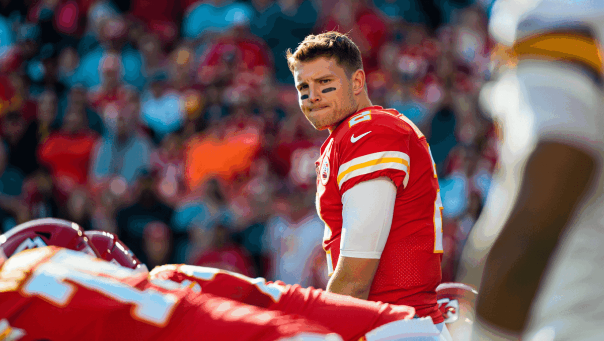 Gardner Minshew steps in for injured Patrick Mahomes today versus ...