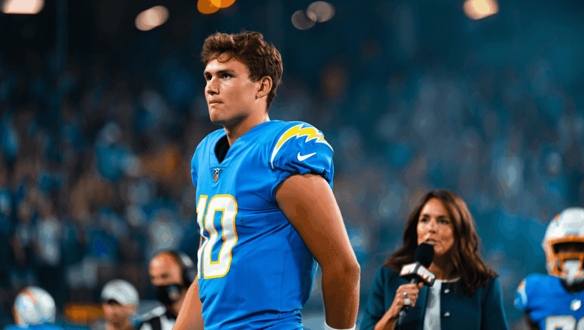 Justin Herbert fires back at critics after awkward ESPN interview, says ...