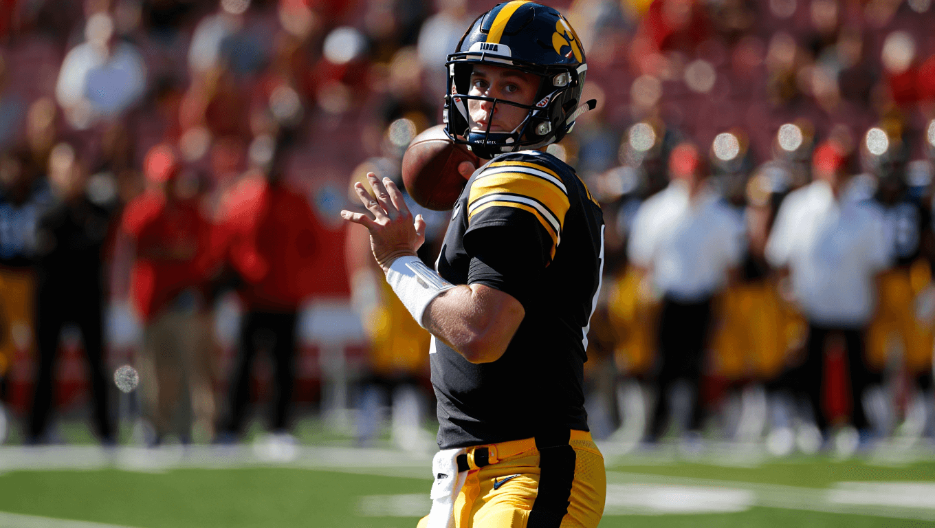 Iowa bowl game lands Hawkeyes in epic New Year's Eve battle with SEC ...
