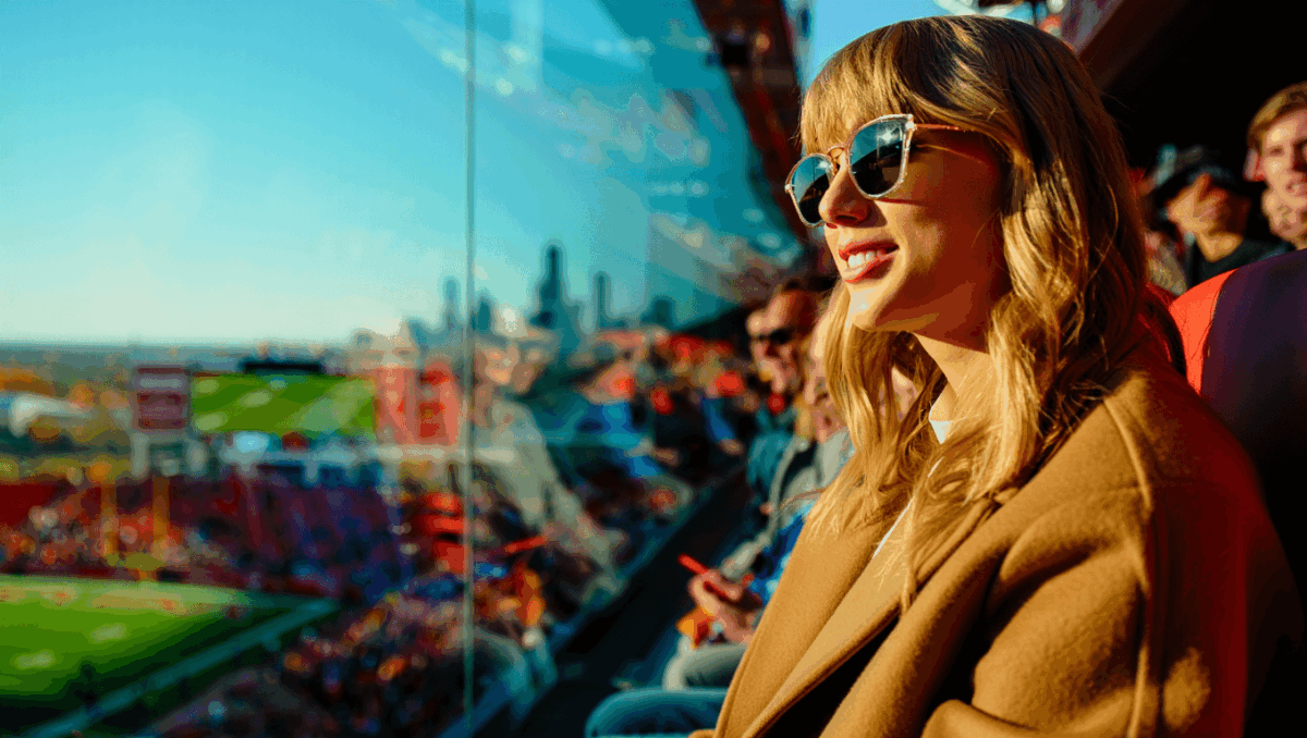 Is Taylor Swift at the Chiefs game today? Here's what we know about her ...