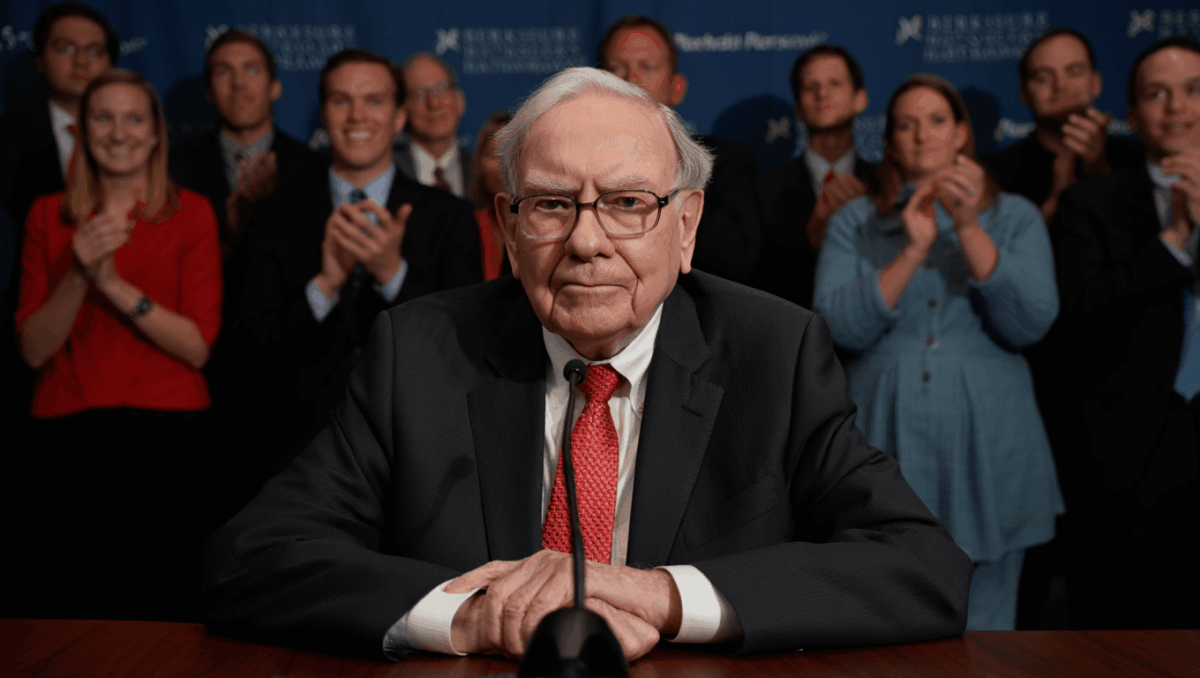 Warren Buffett steps down December 31 2025 after 60 years, but what he ...