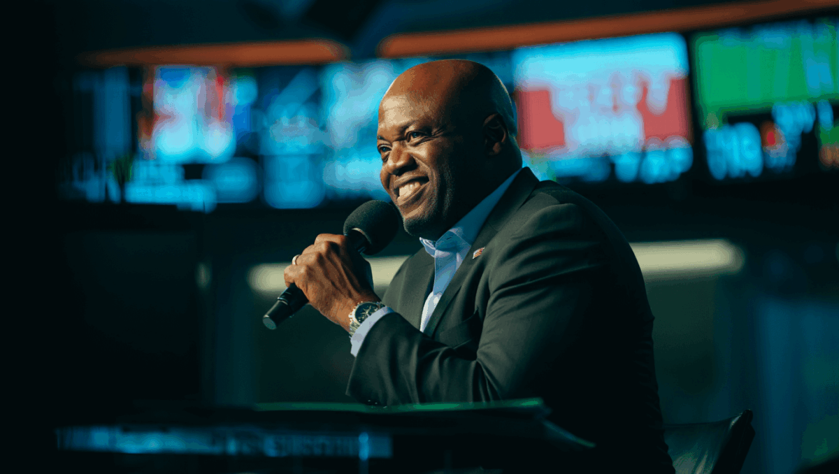 Stuart Scott's legendary 'Boo-Yah' story finally comes to ESPN tonight ...