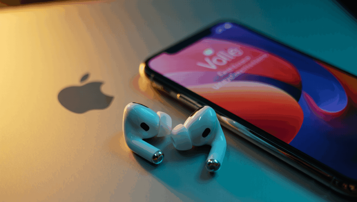 Apple AirPods Pro 3 getting high-end variant with IR cameras this year ...