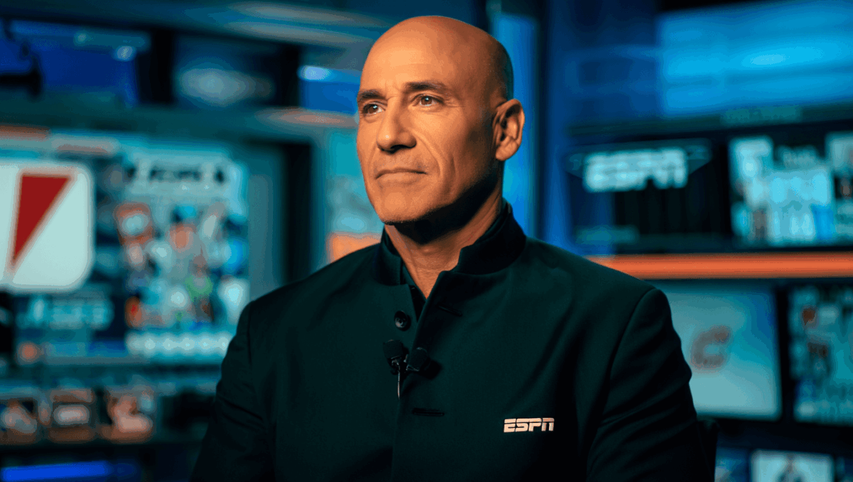 Scott Van Pelt eyes ESPN's 5 PM prime slot after 25-year midnight run ...