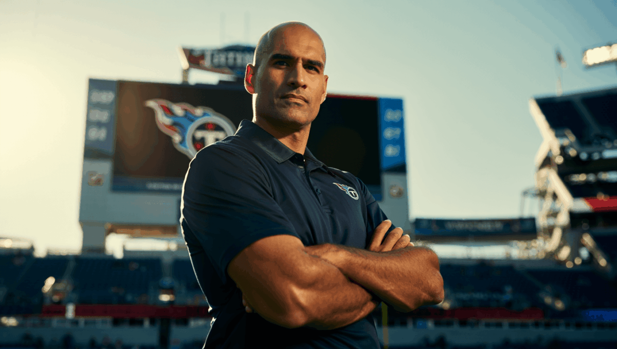 Titans head coach Robert Saleh officially named, takes over rebuilding ...