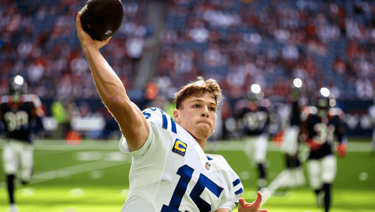 Riley Leonard throws first TD pass on debut and hits 66-yard strike to ...