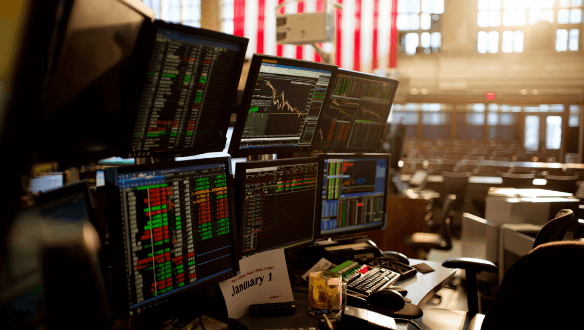 Is stock market open today? No—NYSE and Nasdaq closed for New Year's ...