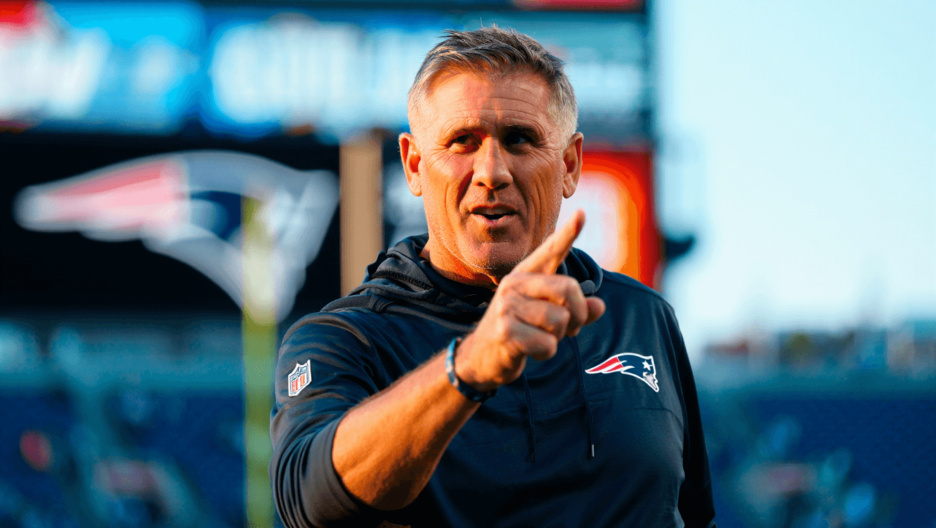 Patriots head coach Mike Vrabel credits Drake Maye's talent, compares ...