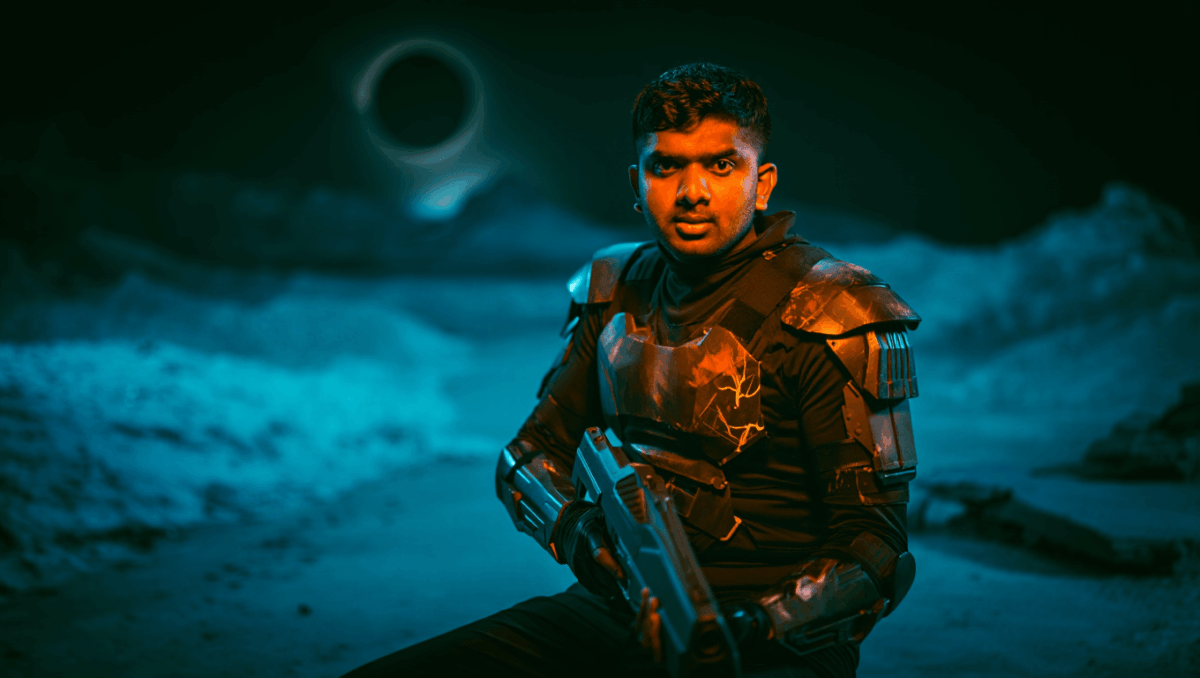 Saros arrives April 30 on PS5 exclusively, Housemarque's new sci-fi ...